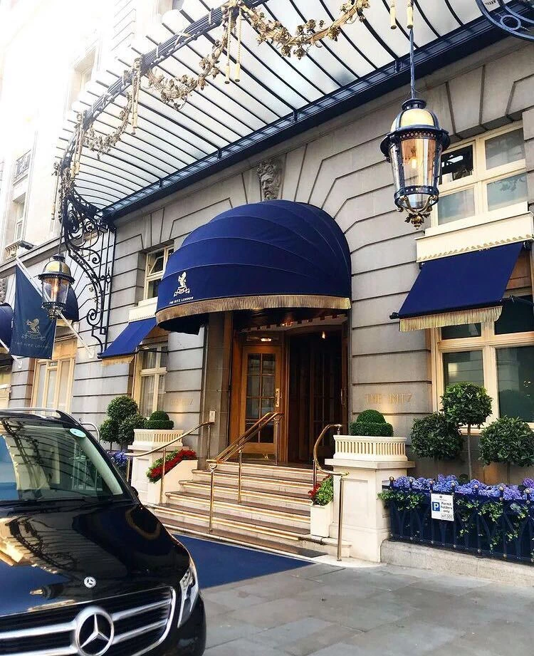 Benefits of a Collaboration between Hotel & Chauffeur Hire Company