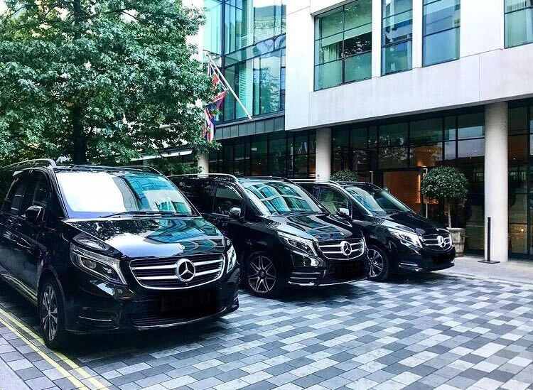 Benefits of a Collaboration between Hotel & Chauffeur Hire Company