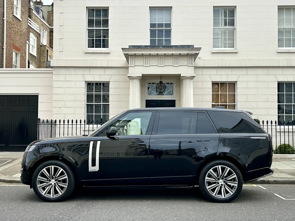 Luxury Chauffeur London | Range Rover Long Wheelbase Autobiography | Simber